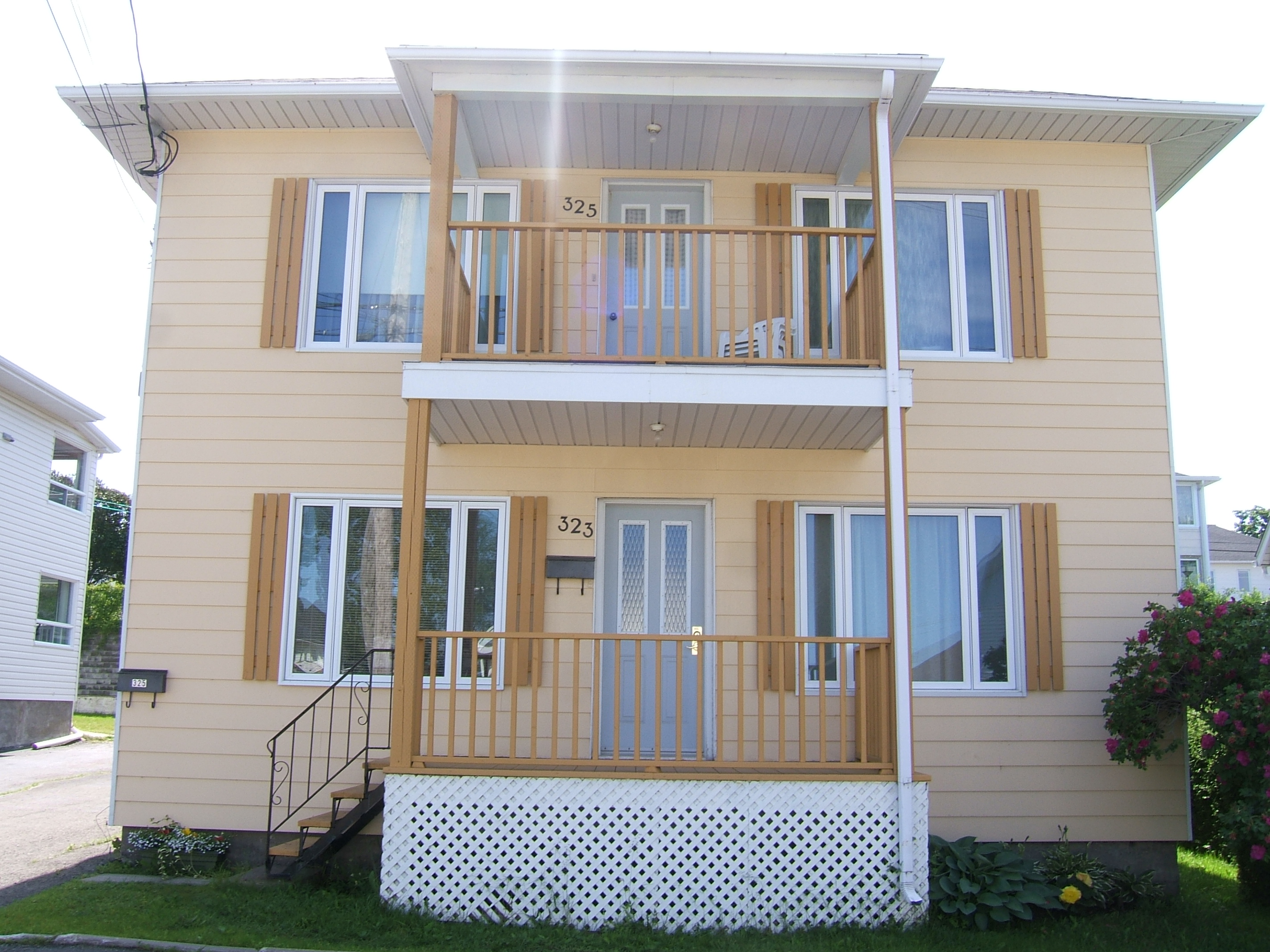 323-325, rue Saint-Joseph Ouest - Société rimouskoise du patrimoine